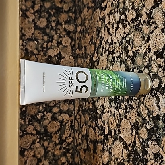 Bath & Body Works | Bath & Body | Bbw Spf 5 Waikiki Beach Coconut ...